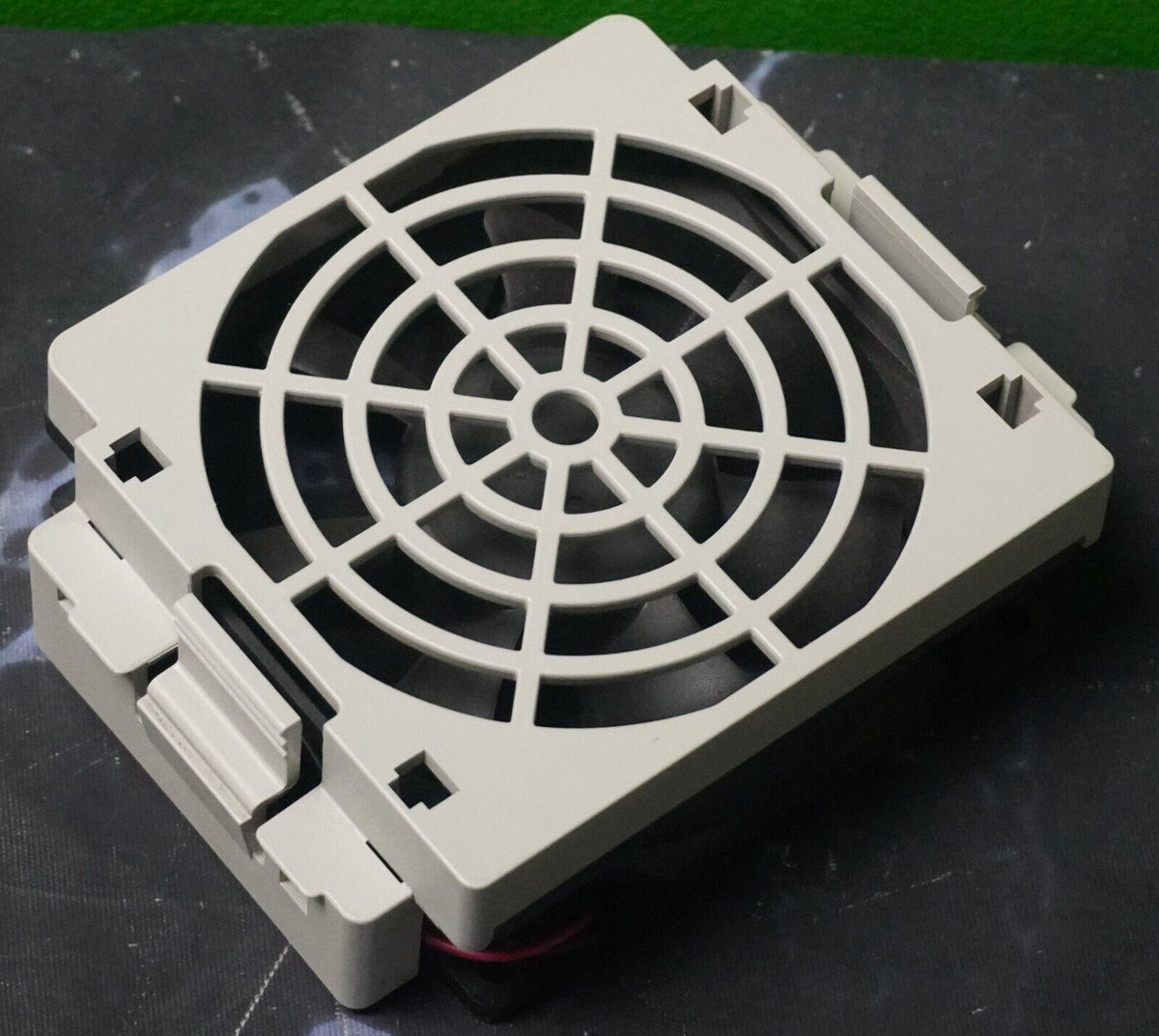 Allen Bradley DELTA SK-U1-FAN1-C1 Powerflex 40/40P/400 Fan Replacement ...